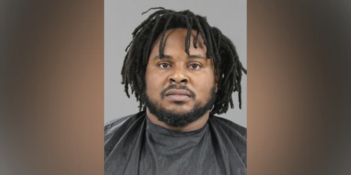 NC man accused of paying Upstate teenager for sexual photos NC man accused of paying Upstate teenager for sexual photos